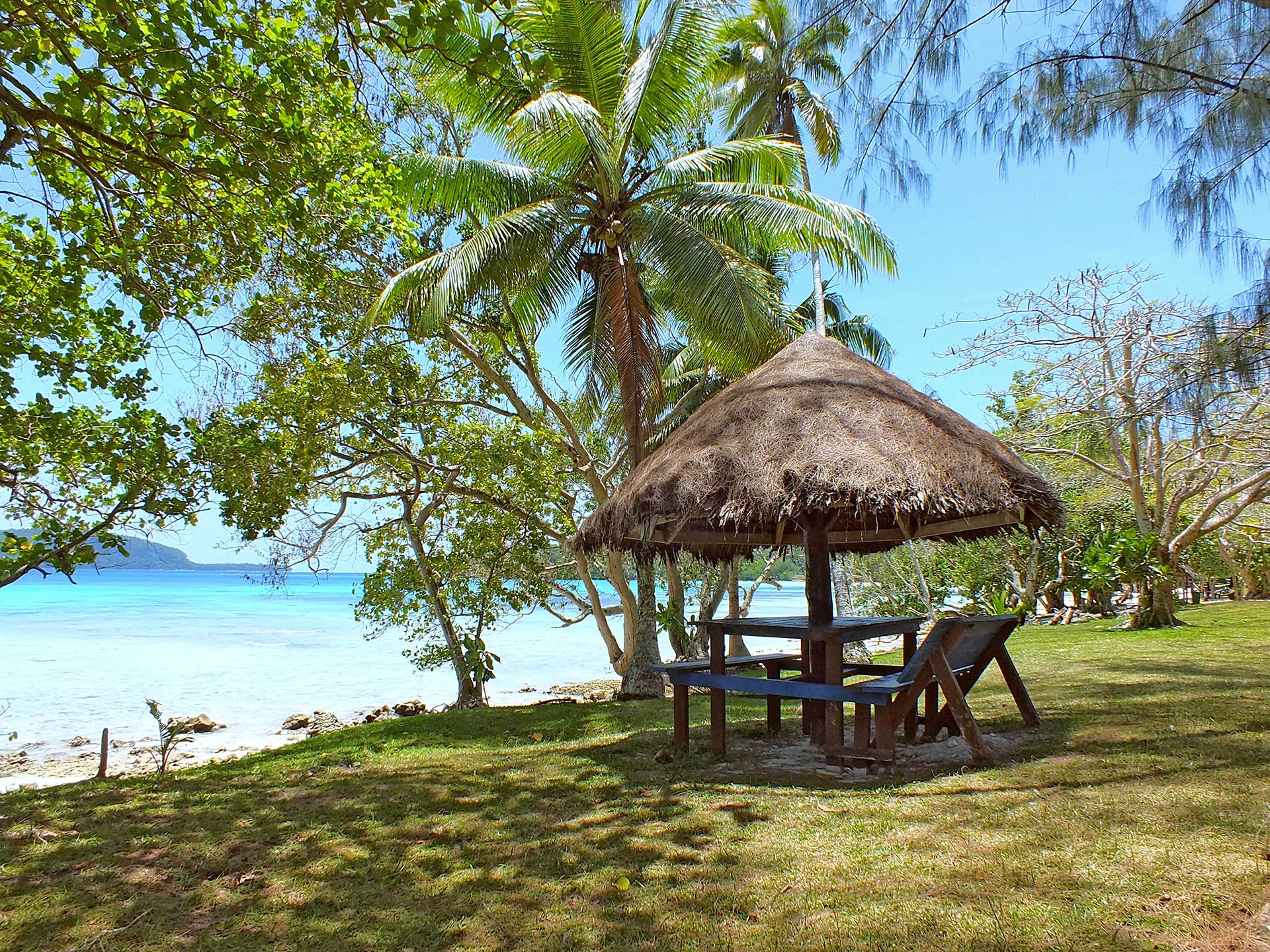 A Paradise on Earth - Lonnoc Eco Beach Bungalows in Espiritu Santo ...